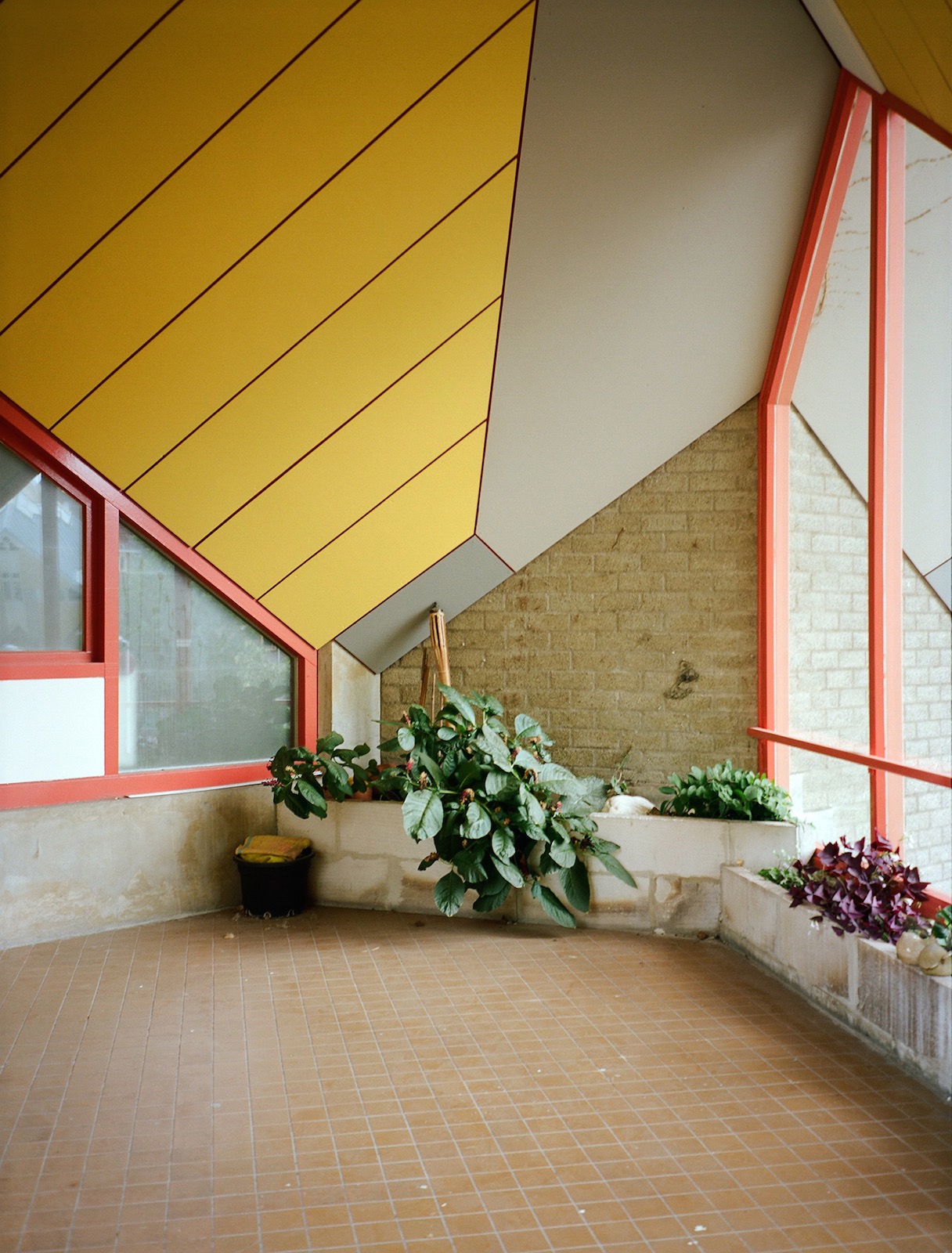 Atmosphericurbanscenes7 Fubiz Media