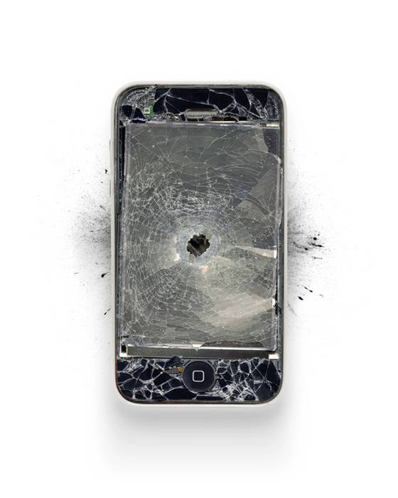 Apple Destroyed Products – Fubiz Media