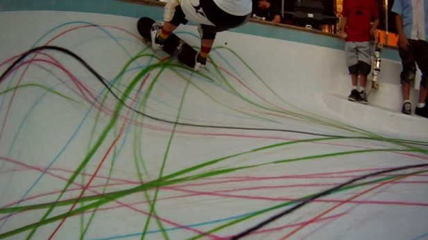 Pool Painted with Skateboards – Fubiz Media