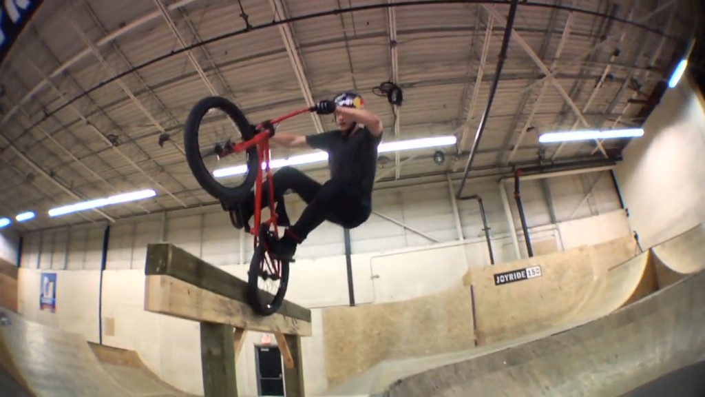 Drew Bezanson – Fubiz Media