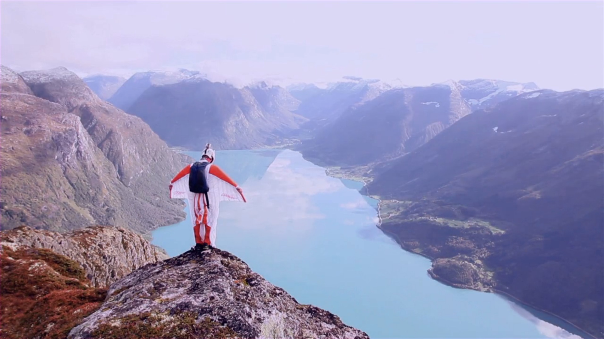 Sense Of Flying – Fubiz Media