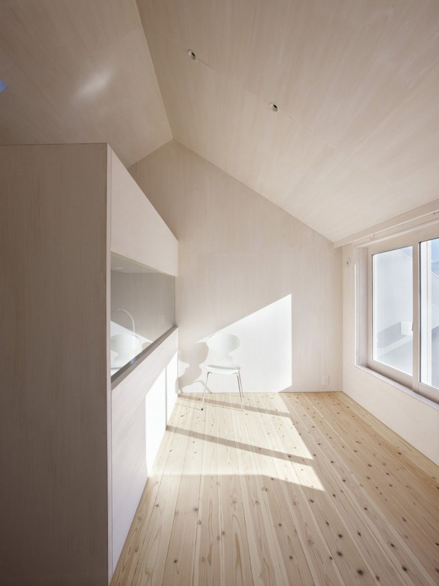 Cloudy House – Fubiz Media