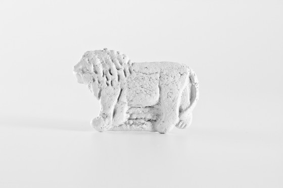 Branded Objects in White – Fubiz Media