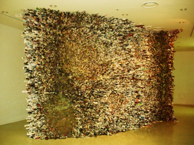 Newspaper Sculptures – Fubiz Media