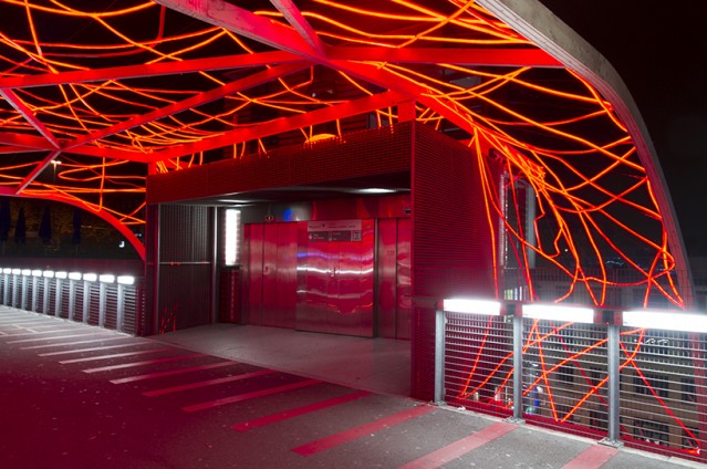 Flux Cocoon Bridge – Fubiz Media