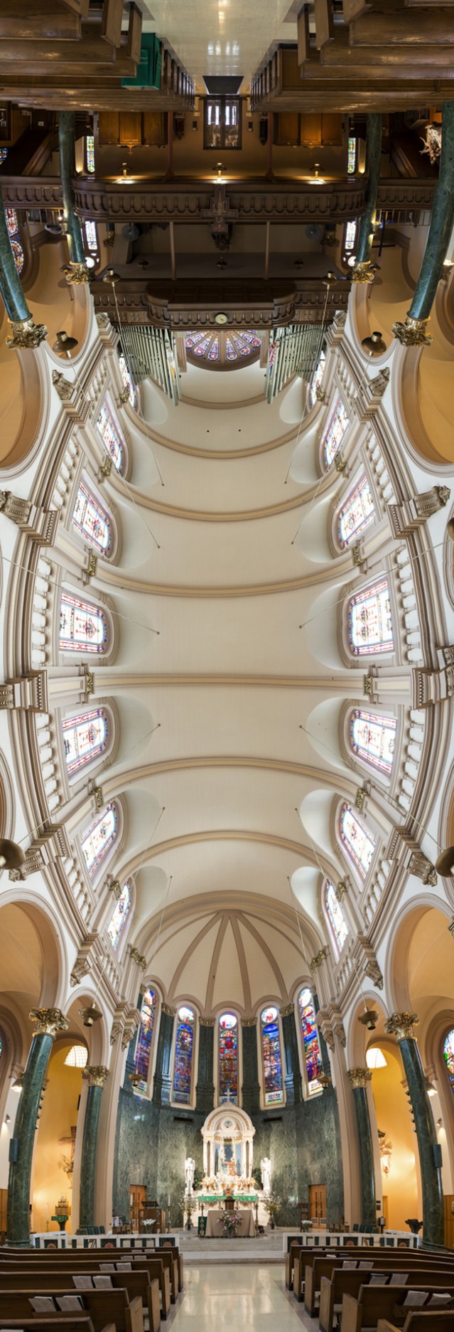 NYC Panoramic Churches – Fubiz Media