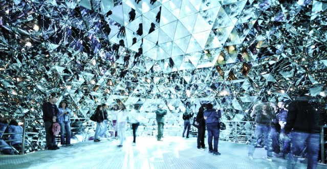 Swarovski Crystal Worlds – Fubiz Media
