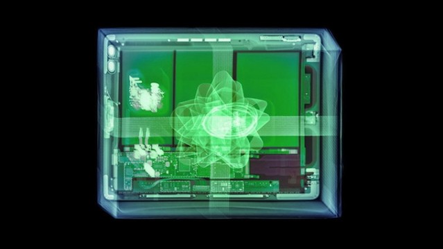 X-Ray Artist – Fubiz Media