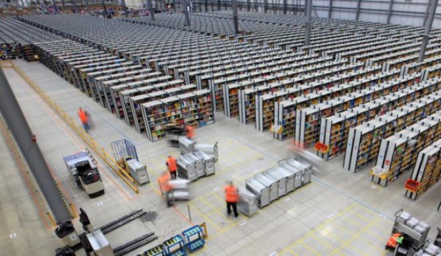 Inside Amazon Warehouse – Fubiz Media