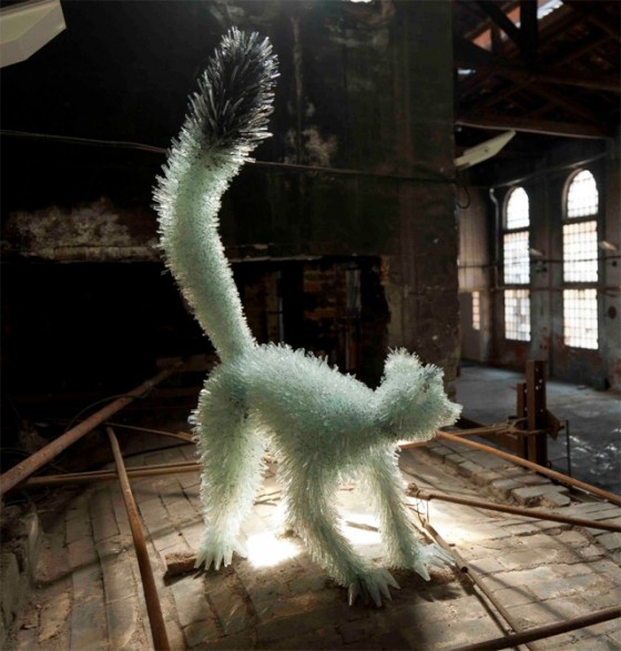 Shattered Glass Animals – Fubiz Media
