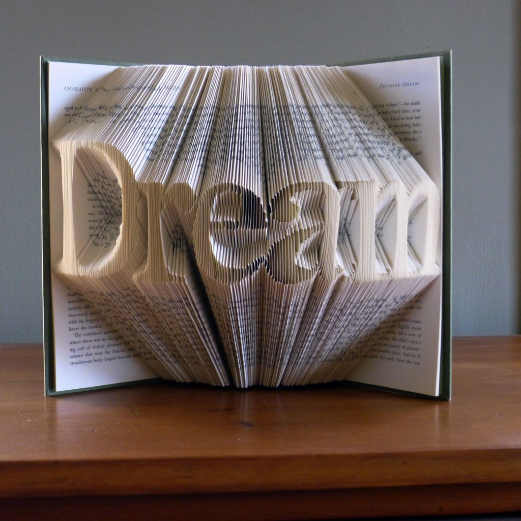 Folded Book Art – Fubiz Media