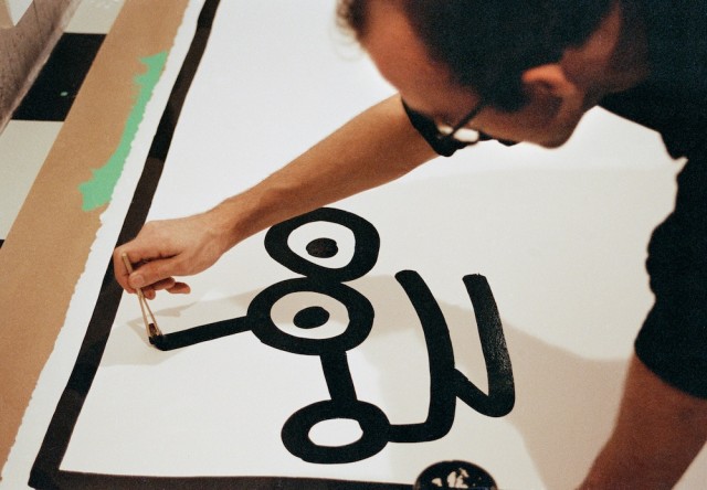 Un ado dans le studio de Keith Haring – Fubiz Media