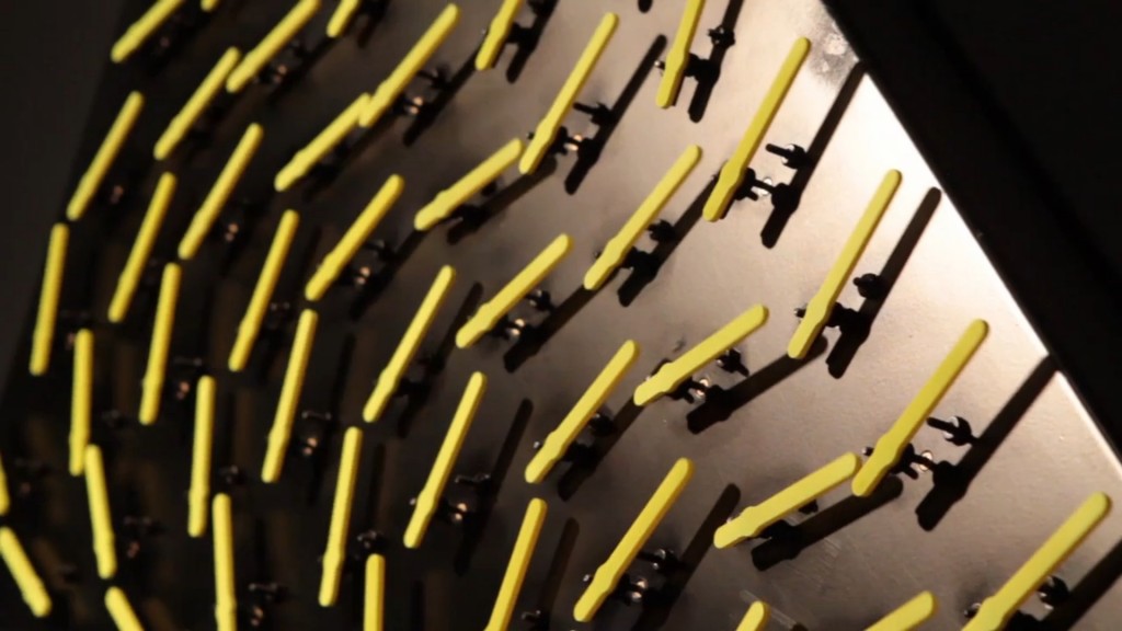 Interactive Angle Mirrors – Fubiz Media