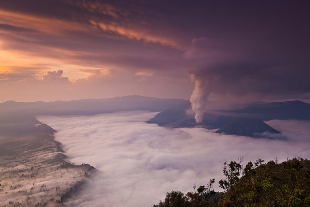 Spectacular Volcanic Smoke – Fubiz Media