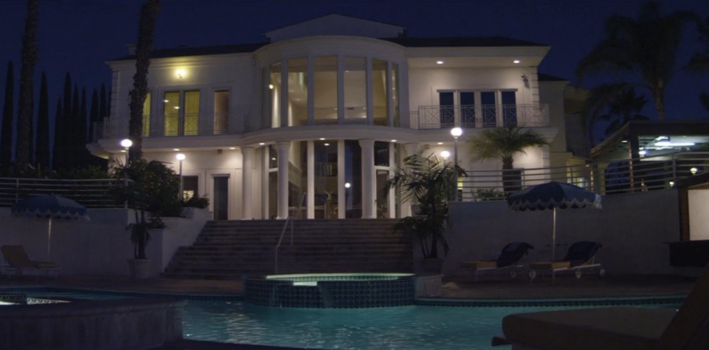 Drake – Hold On We’re Going Home – Fubiz Media