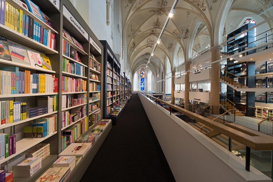 Church Transformed into Bookstore – Fubiz Media