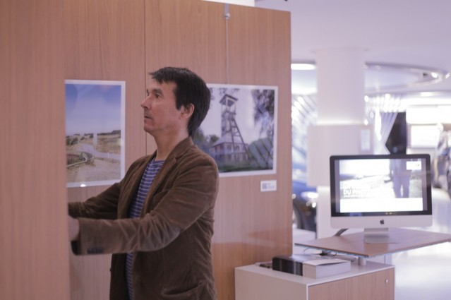 BMW Brand Store – Eric Tabuchi – Fubiz Media