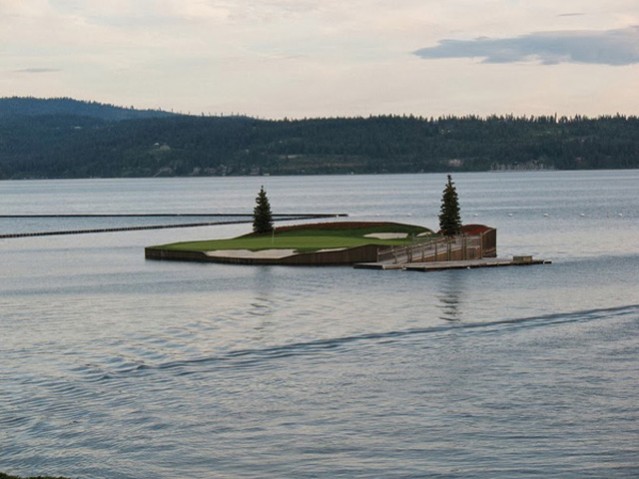 Floating Golf Course – Fubiz Media