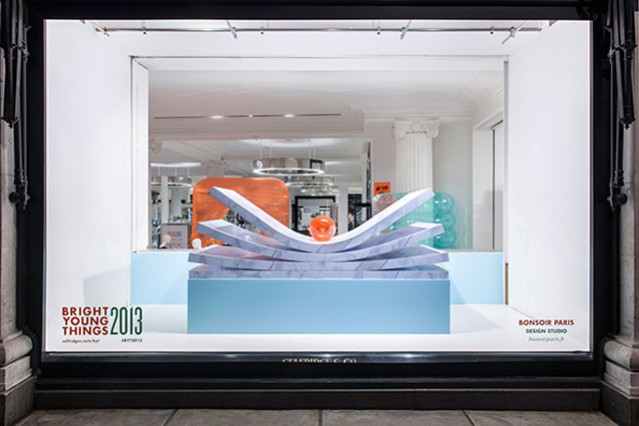 Pop-up Store Made of Inflatables – Fubiz Media