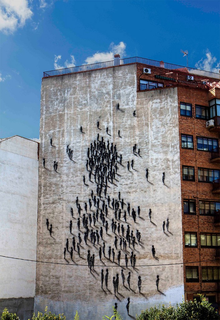 Squiggly Figures Building in Spain – Fubiz Media