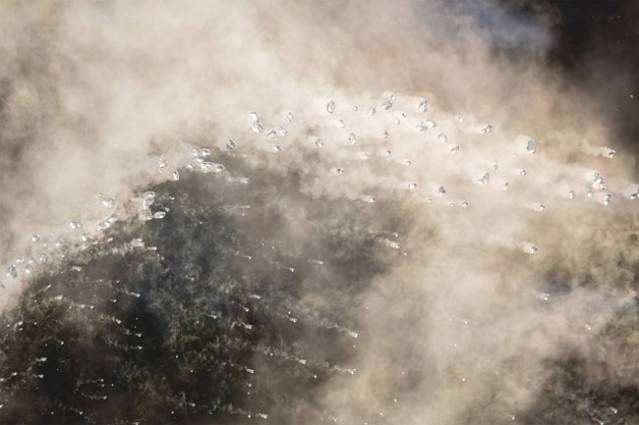 Boiling Water Science Experiment – Fubiz Media