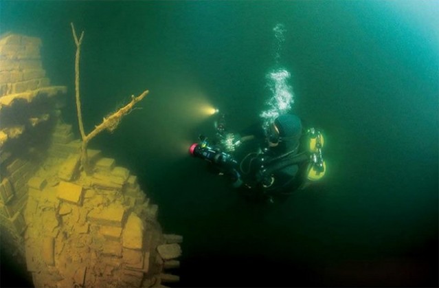 Lost City found Underwater in China – Fubiz Media