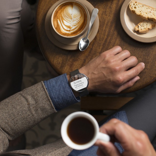 First Smartwatch by Android Wear – Fubiz Media