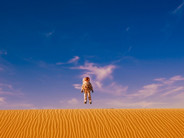 Cosmonaut Photography by Tyler Shields – Fubiz Media