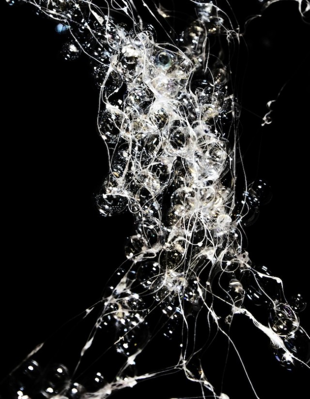 tomoya matsuura conveys mystery in conduction bubble art – Fubiz Media