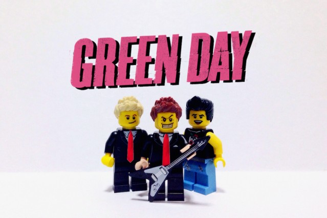 Iconic Bands Recreated in LEGO – Fubiz Media