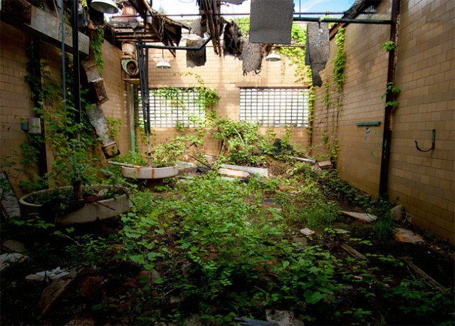 Empty Spaces Photography – Fubiz Media