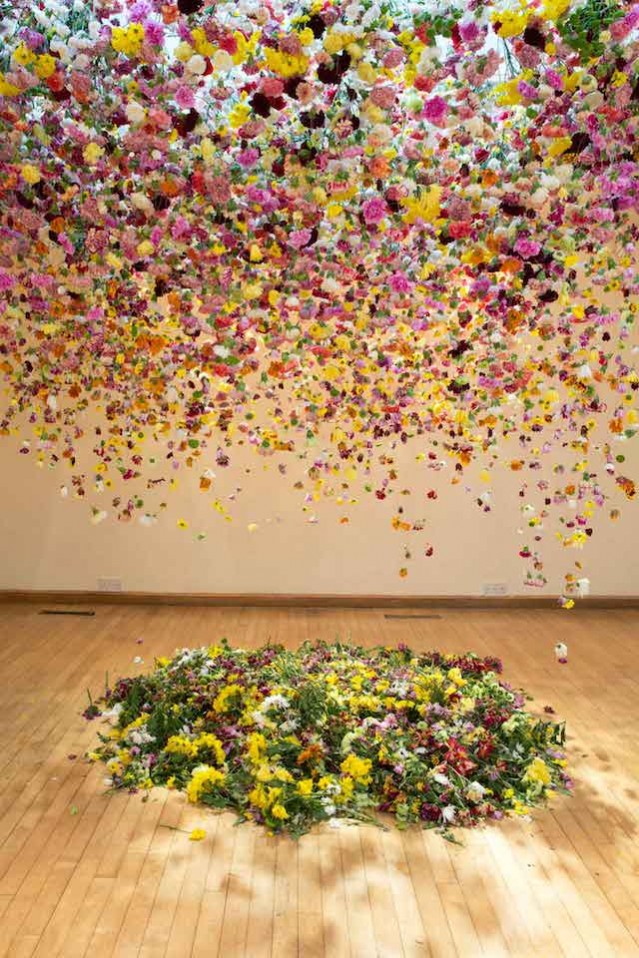 Suspended Flowers Installation – Fubiz Media