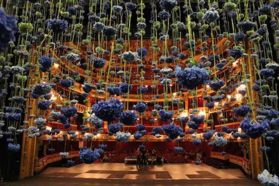 Suspended Flowers Installation – Fubiz Media