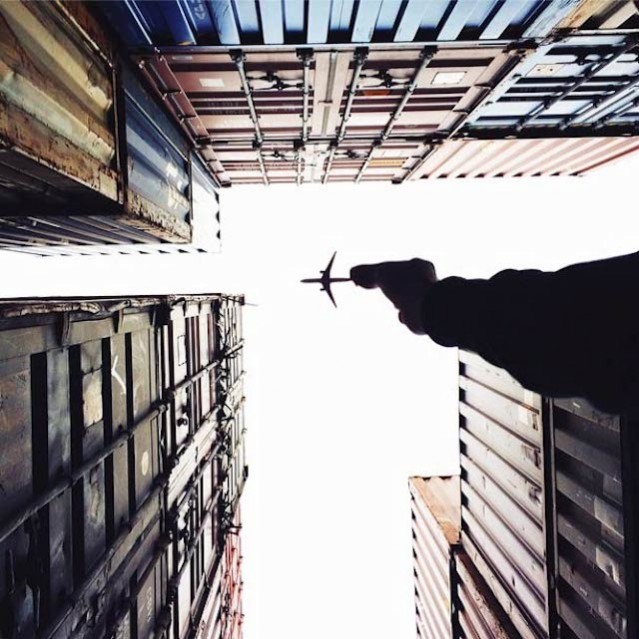 Toy Planes by Varun Thota – Fubiz Media