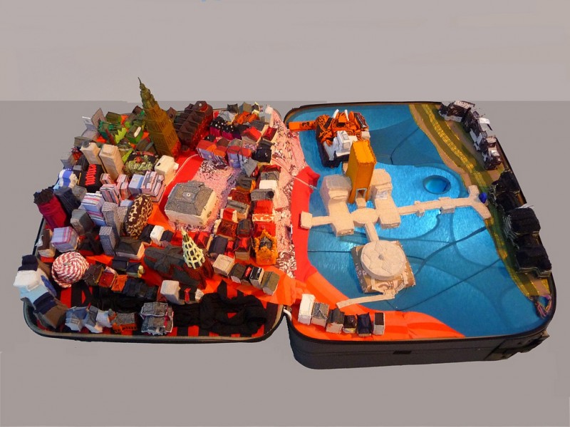 Yin Xiuzhen Portable City – Fubiz Media