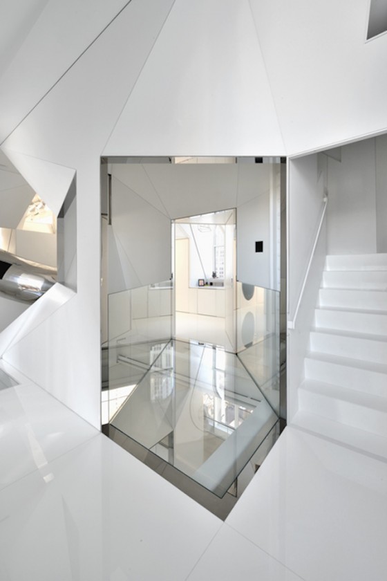 Sky House With A Tunnel – Fubiz Media