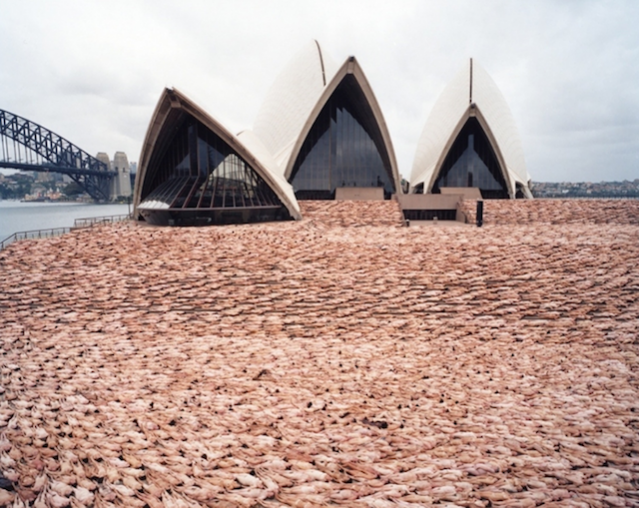 Spencer Tunick Photography – Fubiz Media