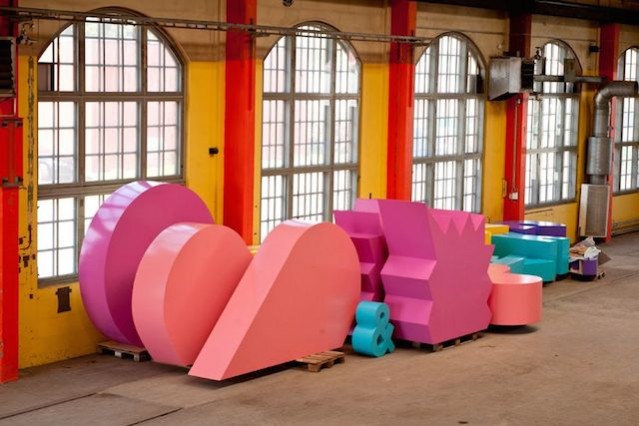 Biggest Poster Ever Made – Fubiz Media