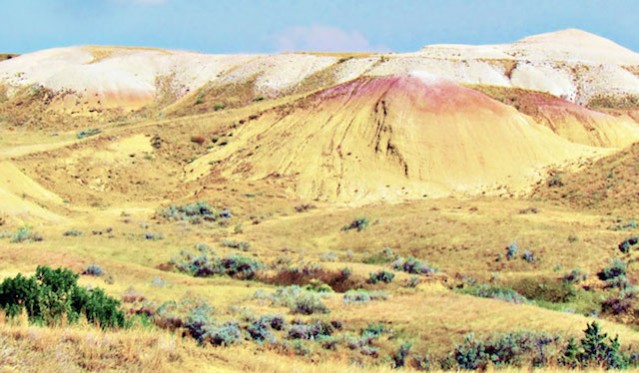 Desert’s Spectacular Colors – Fubiz Media