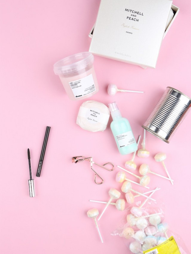 Jacob Reischel’s Set Design – Fubiz Media