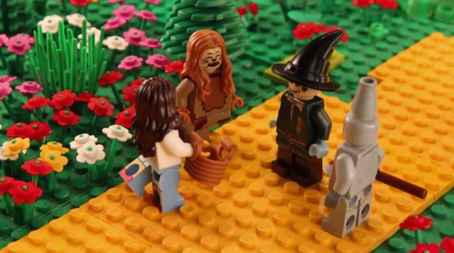 LEGO Reproducing Iconic Movie Scenes – Fubiz Media