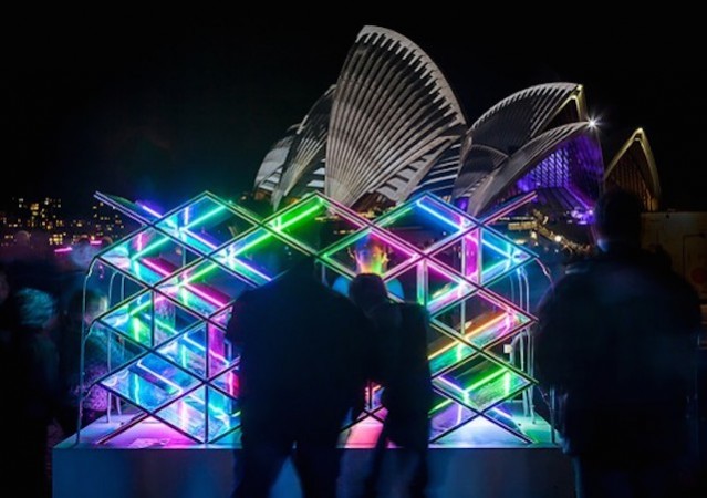 Light Installation For Vivid Sydney – Fubiz Media