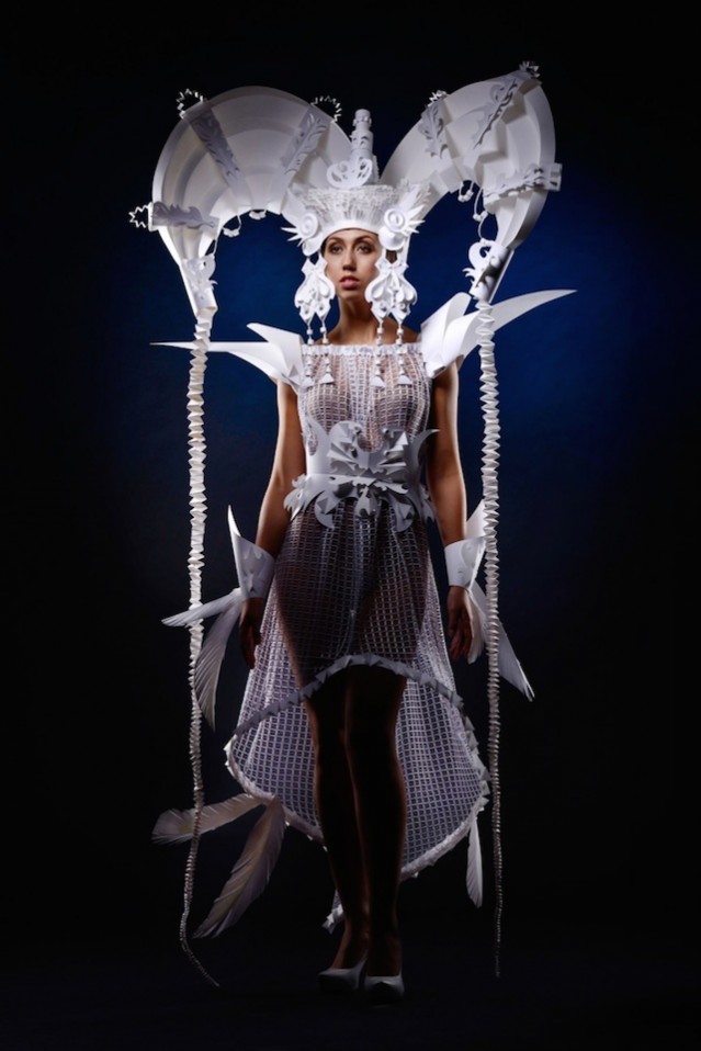 Folkloric Costumes in Paper Craft – Fubiz Media