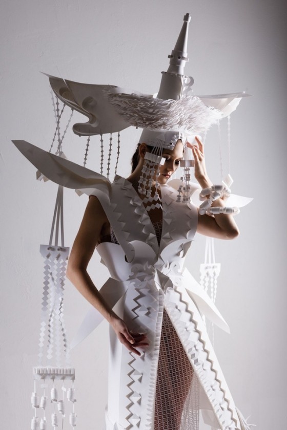 Folkloric Costumes in Paper Craft – Fubiz Media