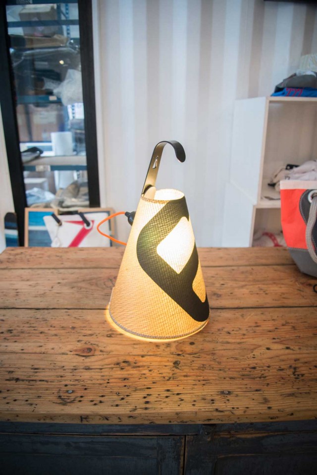 Baladeuse 727 par 727 Sailbags & Elomax – Fubiz Media