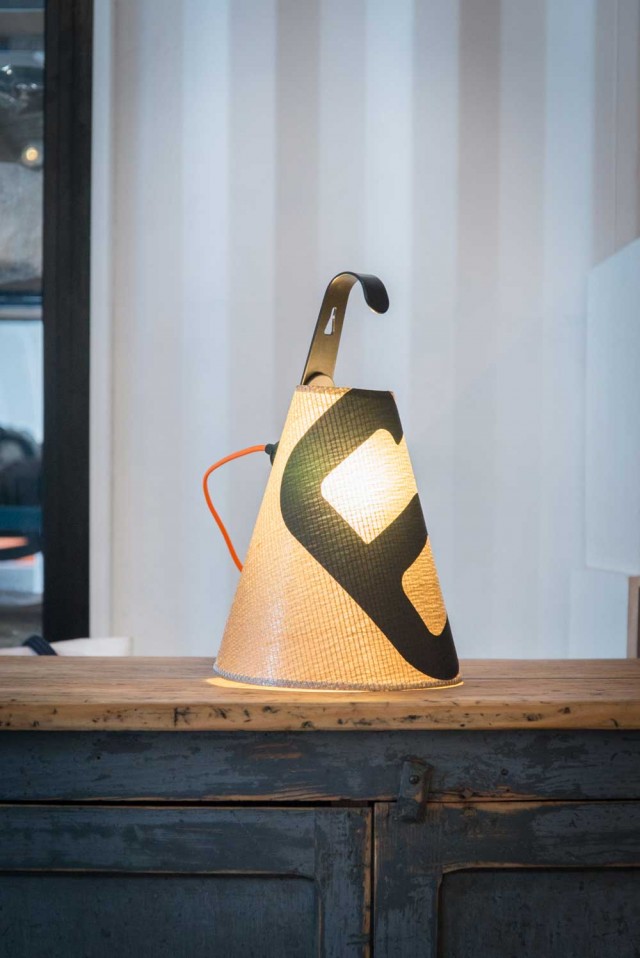 Baladeuse 727 par 727 Sailbags & Elomax – Fubiz Media