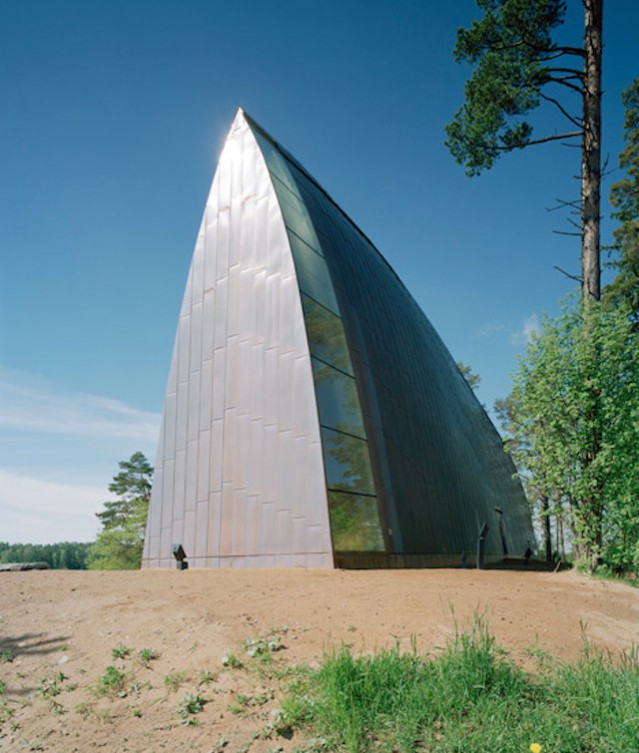 Curved Chapel in Finland – Fubiz Media