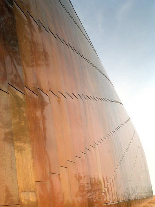 Curved Chapel in Finland – Fubiz Media