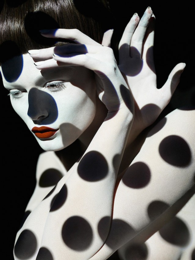 Stripes and Polka-Dots Projection Portraits – Fubiz Media