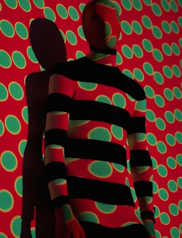 Stripes and Polka-Dots Projection Portraits – Fubiz Media